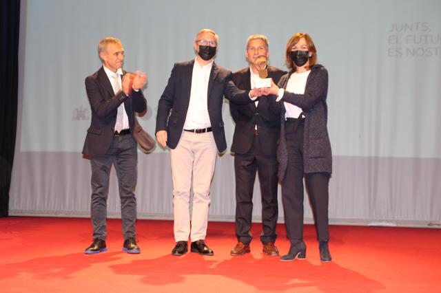 Insectos Delicious y Manel Torres reciben el I Premio Sergio Pomar - loclar